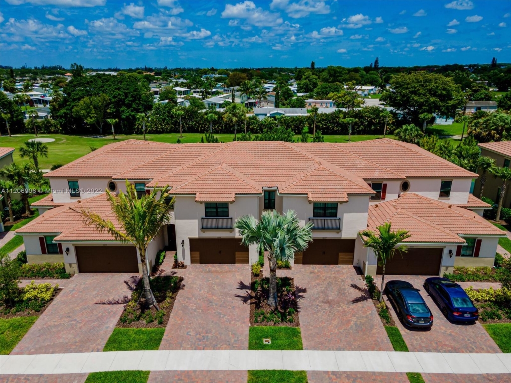 Real Estate in South Florida - Buy & Sell Properties | True Oak Realty