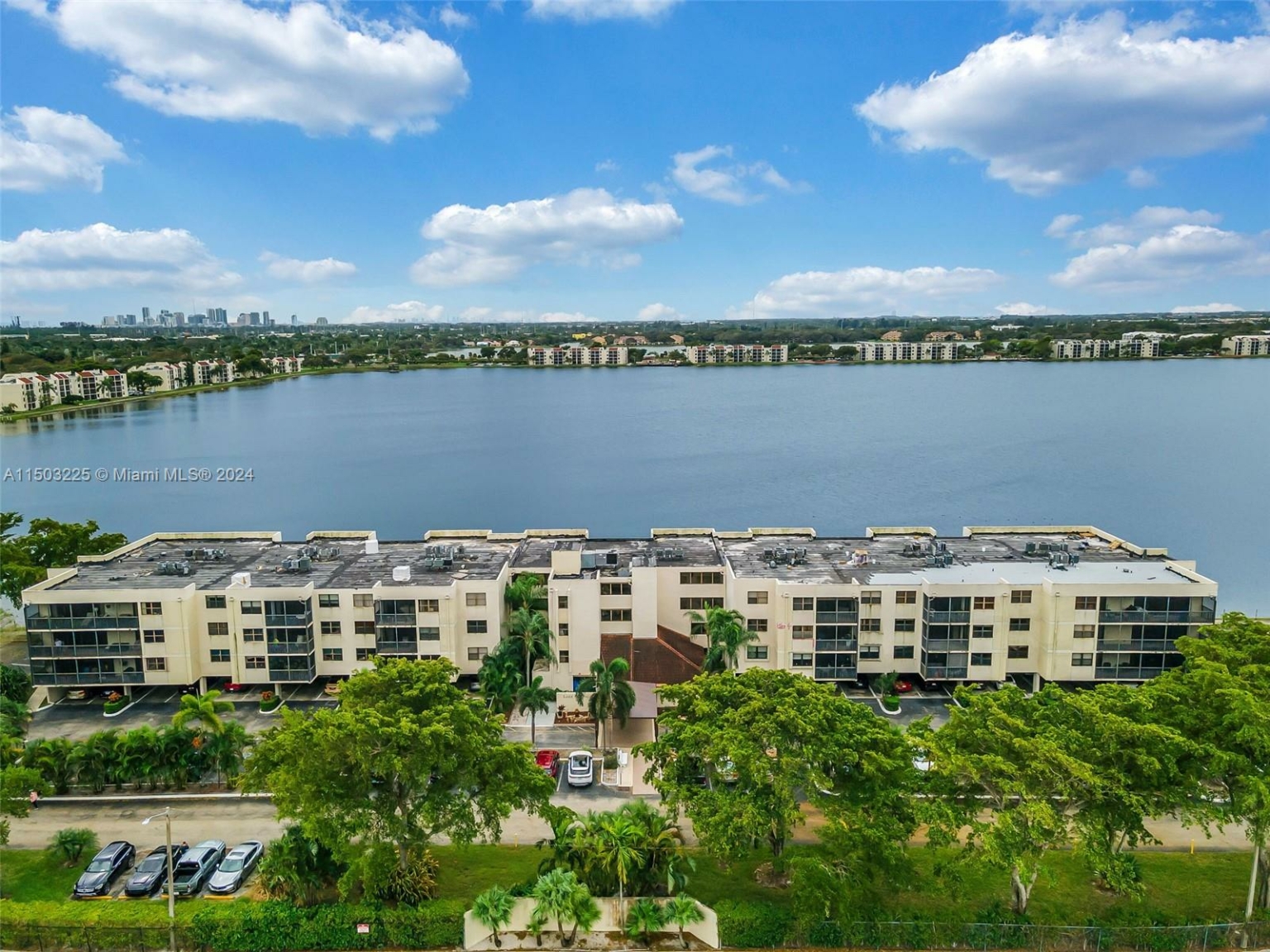 Real Estate in South Florida - Buy & Sell Properties | True Oak Realty